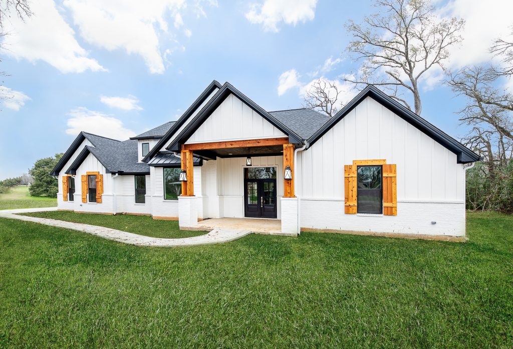 Exteriors - LaFollette Custom Homes Bryan, Texas