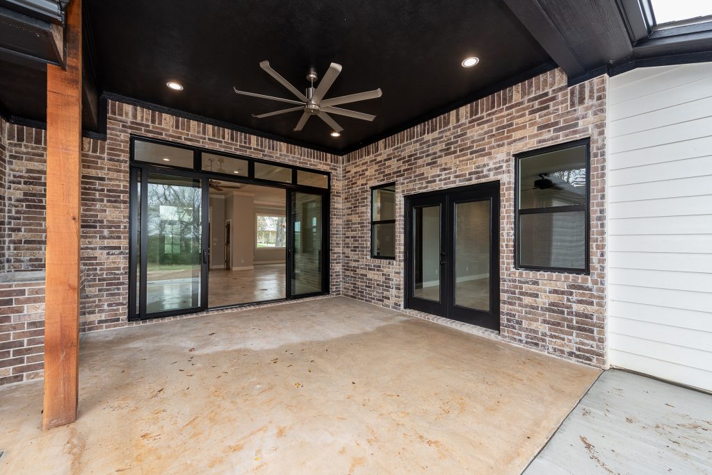 Exteriors - LaFollette Custom Homes Bryan, Texas