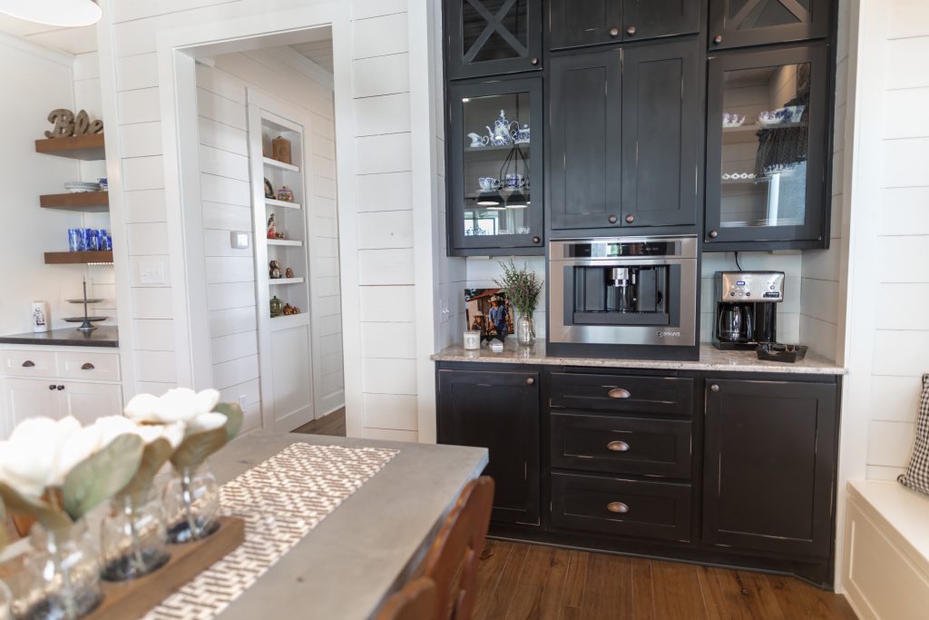 Kitchens - LaFollette Custom Homes Bryan, Texas